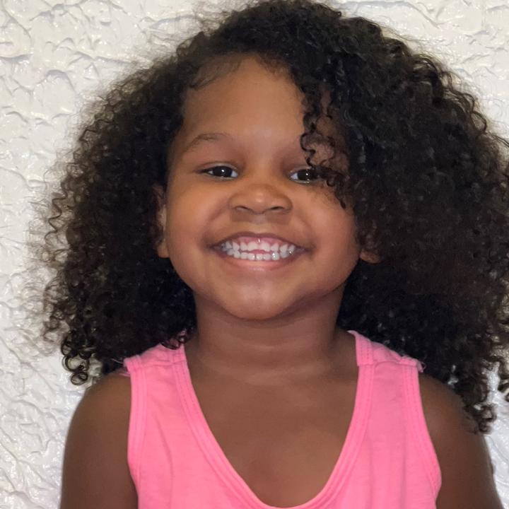 KenZ (@miss_kensley) - Urlebird