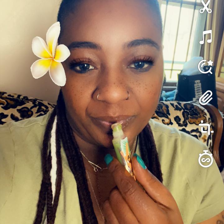 🦄 @queenpinklipstudio - Queen pink lip studio 💋