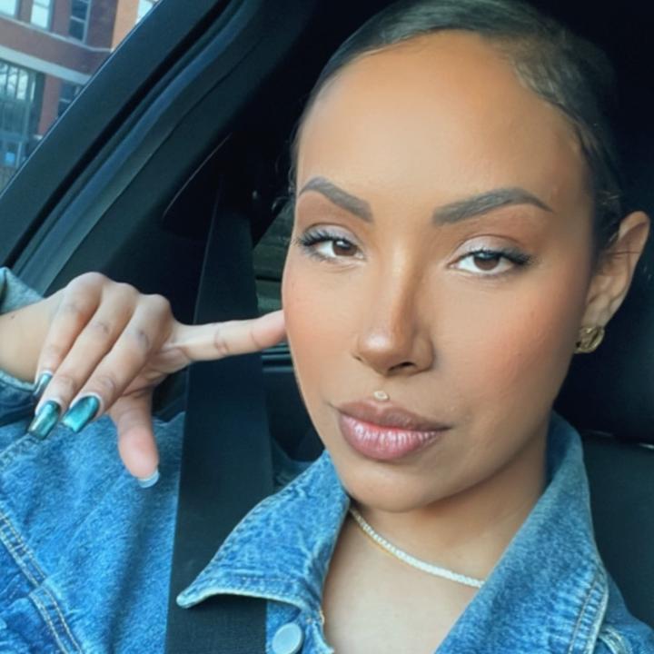 🦄 @_alice_is_here - aliceee - TikTok