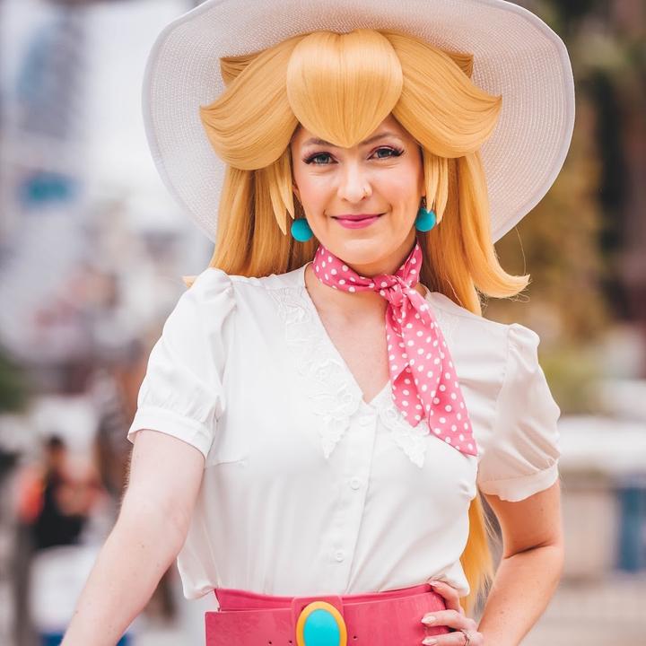 🦄 @cosplay.with.meg - Cosplay with Meg💖 - TikTok