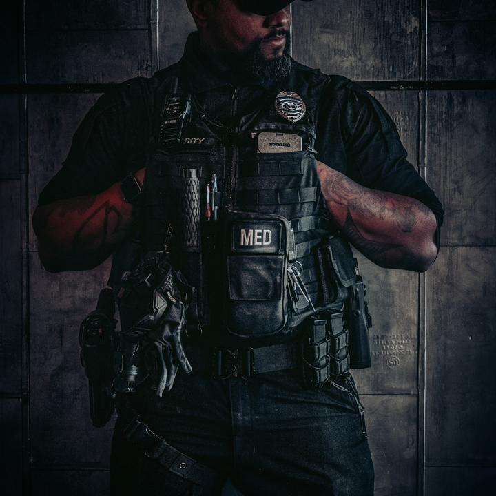 🦄 @thesecurityguardchannel - ATYPICAL SECURITY GUARD - TikTok