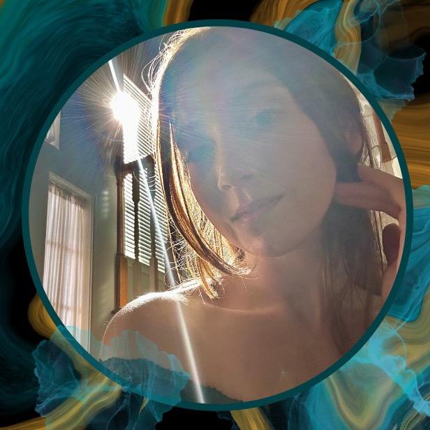 I think wrap tie tops are my new | Kari (@musemered)